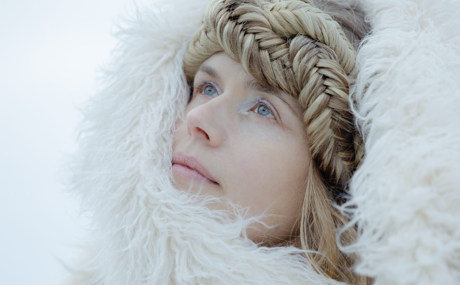 Anette Askvik (Norway) – title track from the album Lyden av Snø (The sound of snow) - Nordic ...